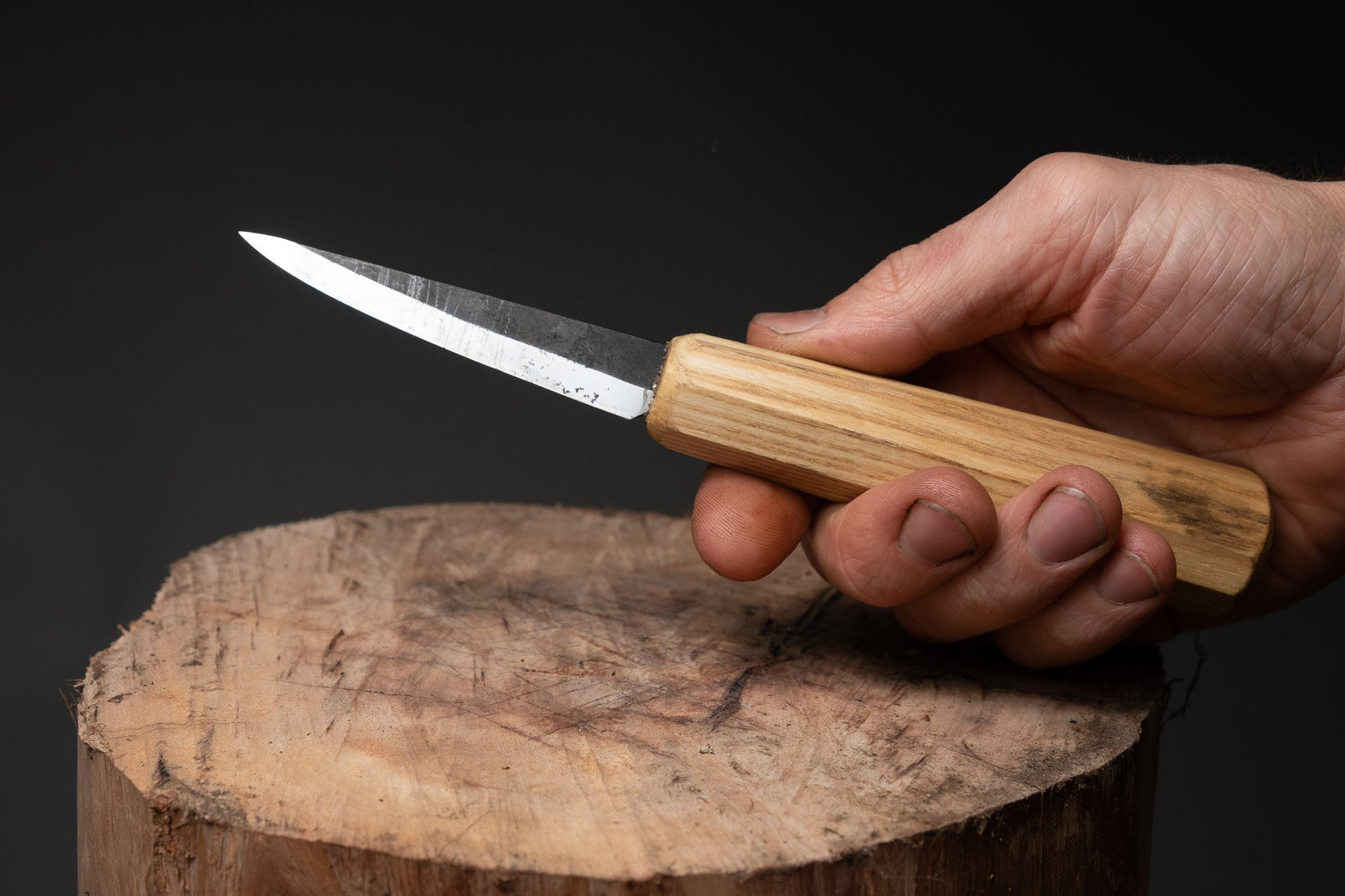 Straight carving knife – The Solo Blacksmith