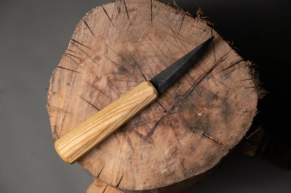 Straight carving knife – The Solo Blacksmith